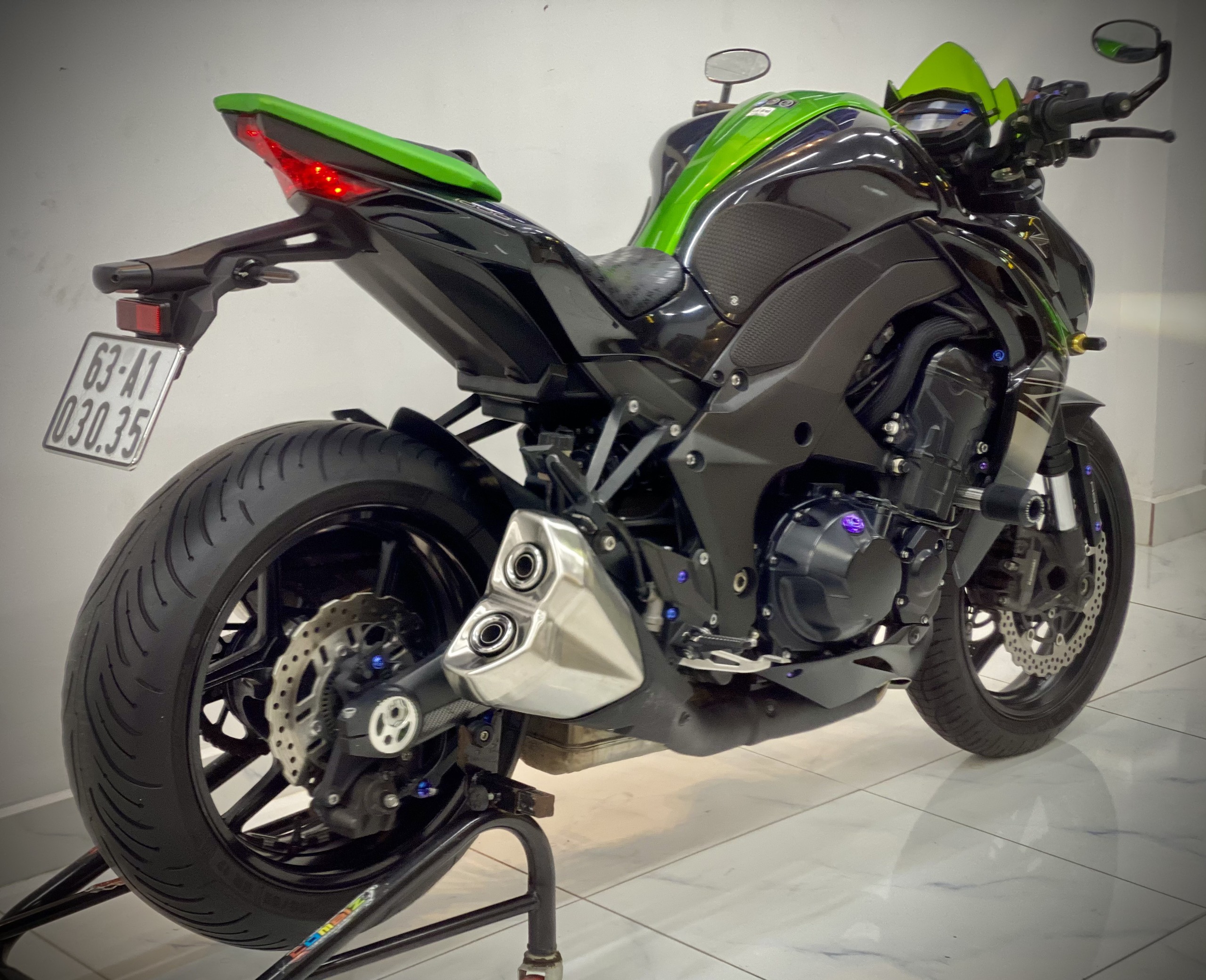 KAWASAKI Z1000 2017 ODO 14000 GIÁ 225 TRIỆU - THÁI THUẬN MOTOR