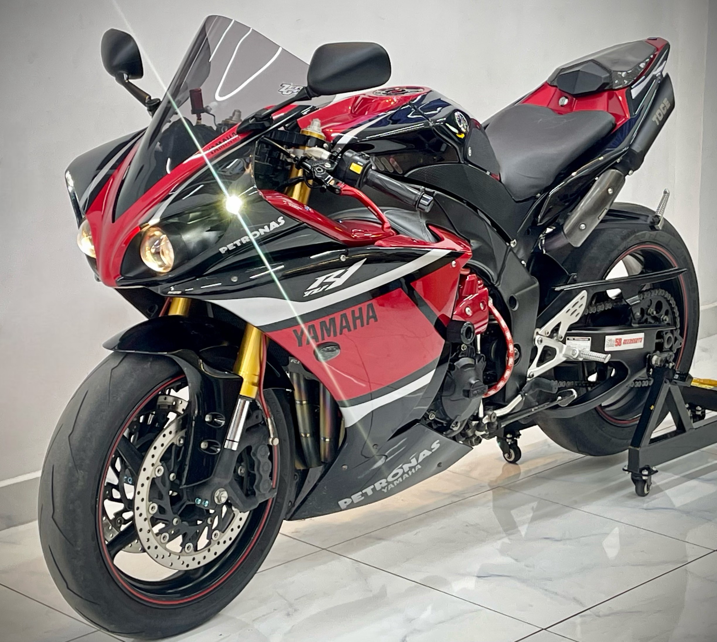 YAMAHA R1 CROSSPLANE 2009 HQCN GIÁ 185 TRIỆU - THÁI THUẬN MOTOR