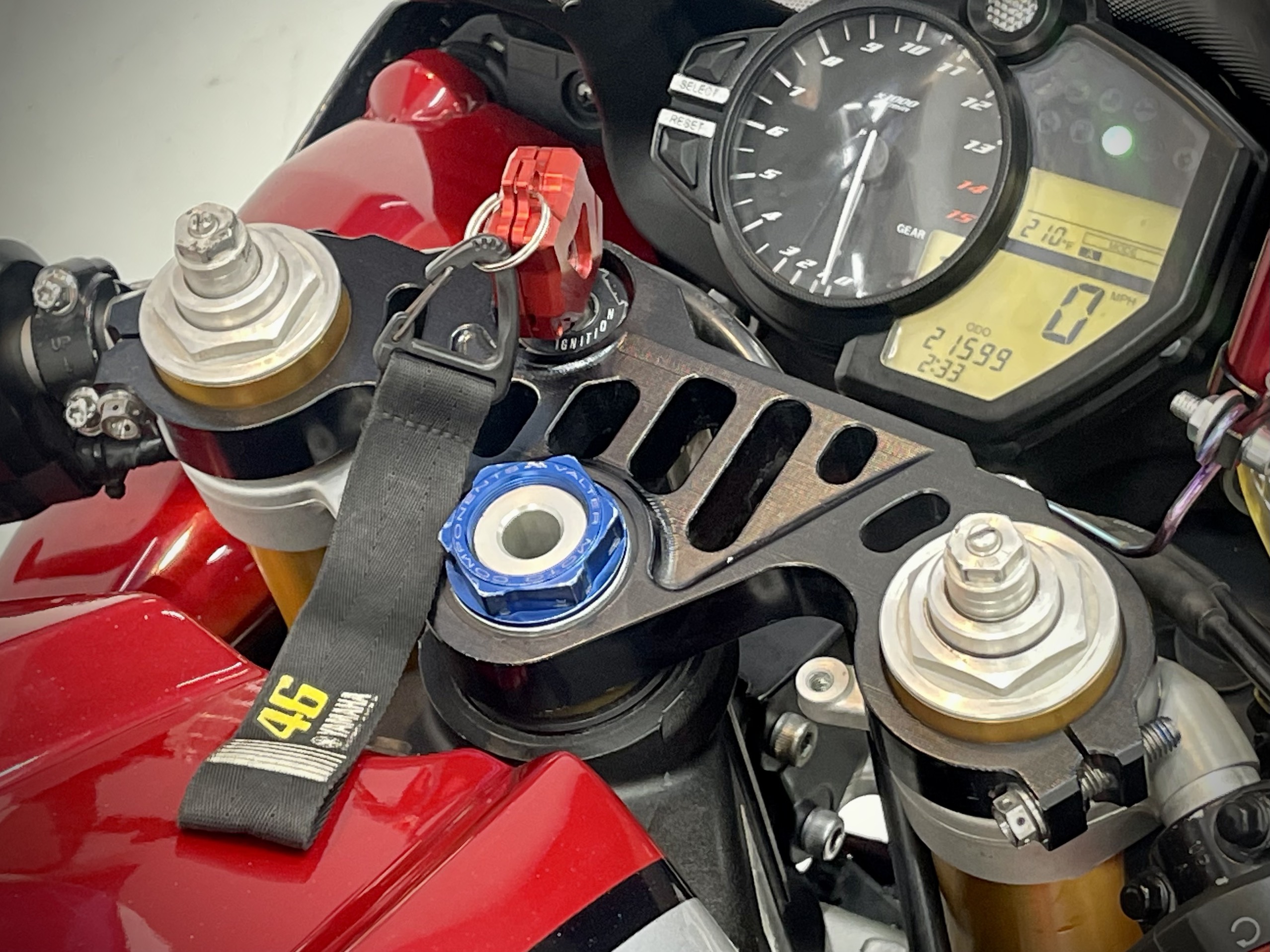 YAMAHA R1 CROSSPLANE 2009 HQCN GIÁ 185 TRIỆU - THÁI THUẬN MOTOR